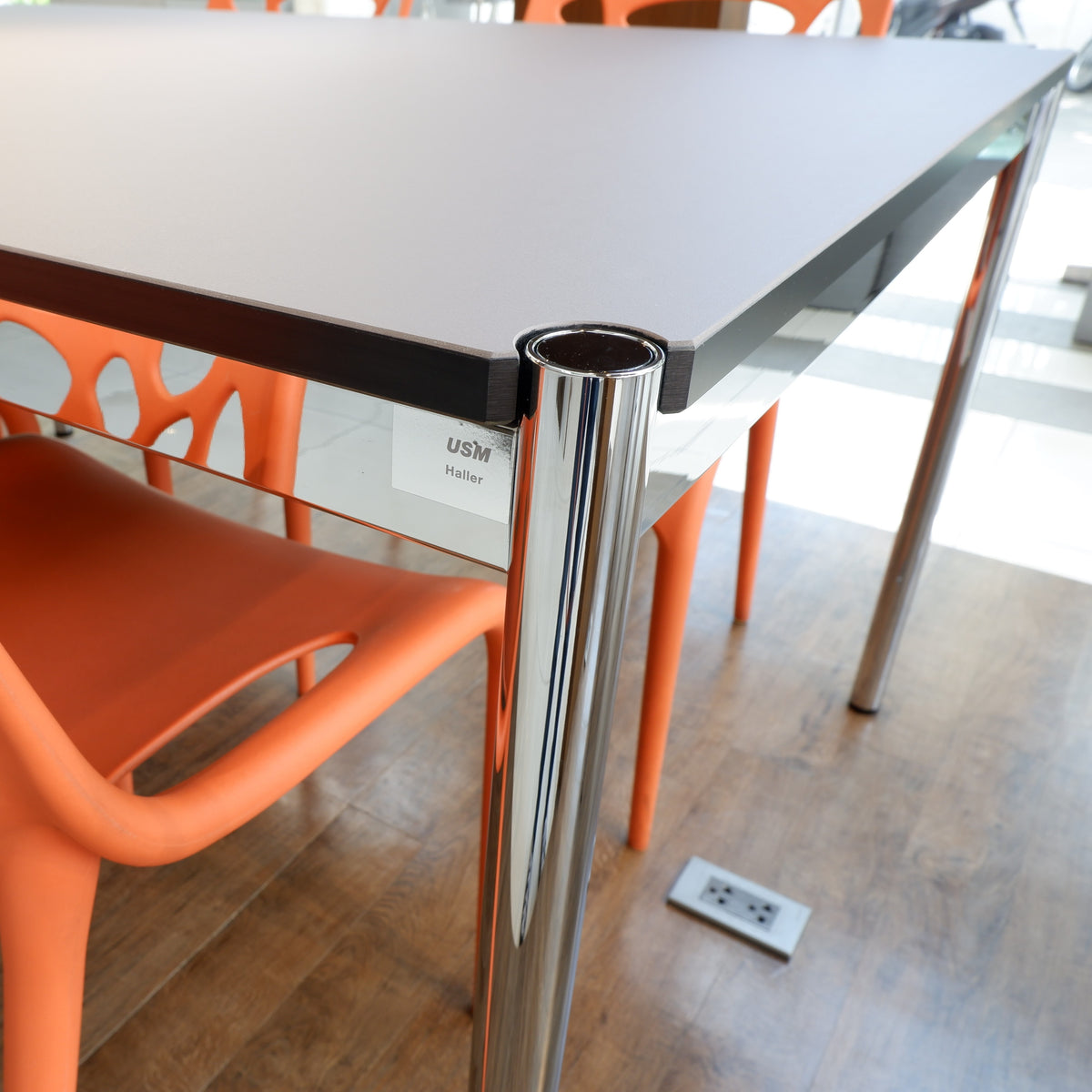 USM Haller Dining Table – KKLC Lifestyle